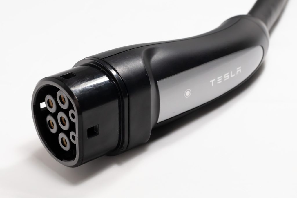 Tesla Mobile Connector (UMC) und Adapter bei Greenspeed kaufen!