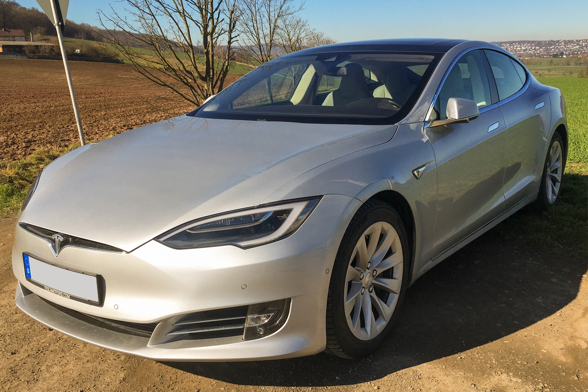Gebrauchtes Tesla Model S bei Greenspeed in Aachen kaufen!